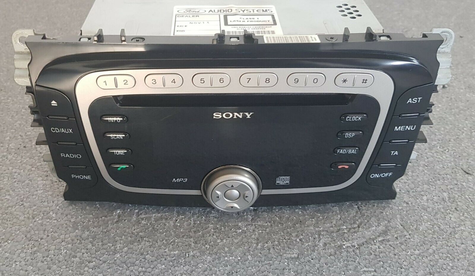 Comment récupérer le code de son autoradio Ford